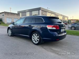 Toyota Avensis 2010 in Narva, with an engine capacity of 2.20 L and mileage of 380 thousand km for 2999 €, photo 17 on AUTOMOTO.COM.LV