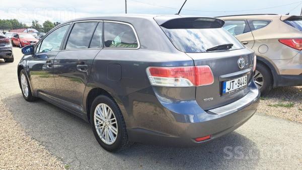 Тойота Авенсис 2010 в Рига, объемом двигателя 2.00 л и пробегом 350 тыс. км за 3690 €, фото 4 на AUTOMOTO.COM.LV