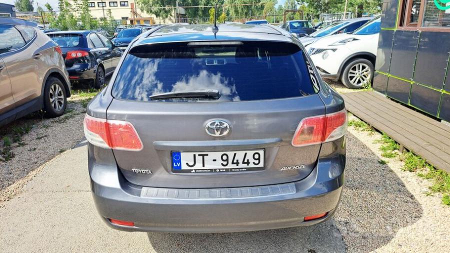 Тойота Авенсис 2010 в Рига, объемом двигателя 2.00 л и пробегом 350 тыс. км за 3690 €, фото 7 на AUTOMOTO.COM.LV