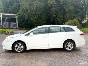 Toyota Avensis 2010 in Silute, with an engine capacity of 2.00 L and mileage of 400 thousand km for 1650 €, photo 4 on AUTOMOTO.COM.LV
