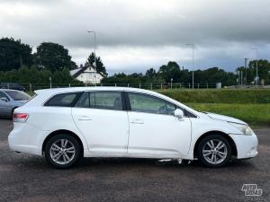 Toyota Avensis 2010 in Silute, with an engine capacity of 2.00 L and mileage of 400 thousand km for 1650 €, photo 9 on AUTOMOTO.COM.LV