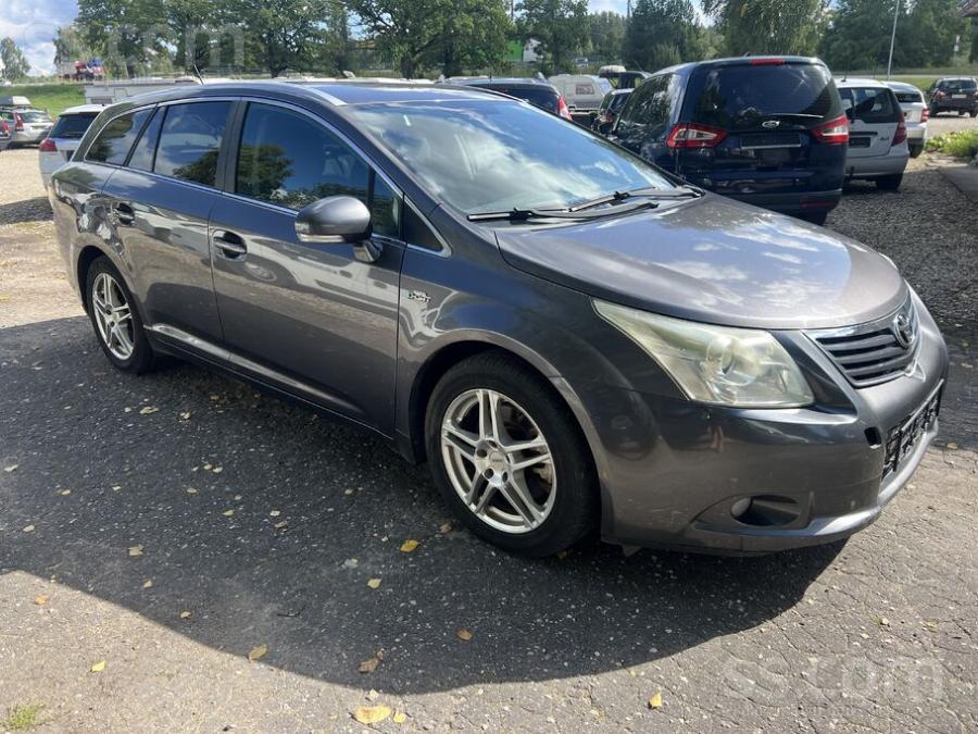 Toyota Avensis 2010 in Valmiera, with an engine capacity of 2.20 L and mileage of 0 thousand km for 2990 €, photo 1 on AUTOMOTO.COM.LV