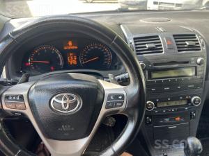 Toyota Avensis 2010 in Valmiera, with an engine capacity of 2.20 L and mileage of 0 thousand km for 2990 €, photo 5 on AUTOMOTO.COM.LV
