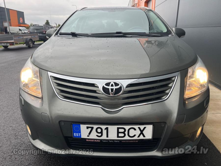 Toyota Avensis 2010 Kuresāre, ar dzinēja tilpumu 2.00 L un nobraukumu 152 tūkst. km par 8650 €, foto 3 vietnē AUTOMOTO.COM.LV