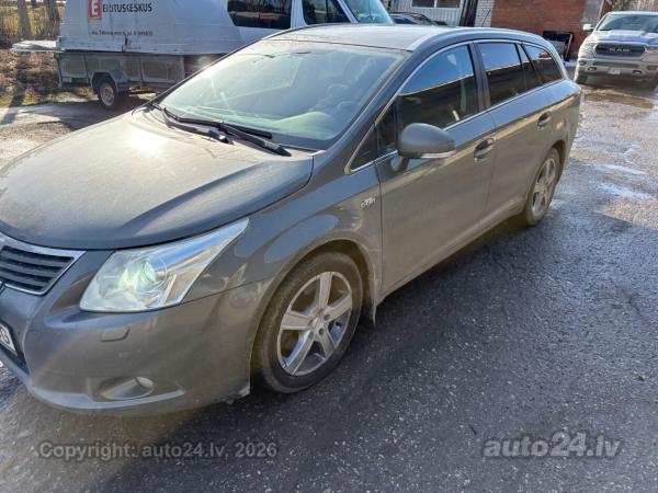Toyota Avensis 2011 Tallina, ar dzinēja tilpumu 2.20 L un nobraukumu 318 tūkst. km par 3800 €, foto 1 vietnē AUTOMOTO.COM.LV