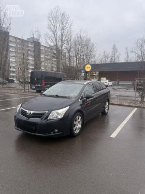 Toyota Avensis 2011 Klaipėda, ar dzinēja tilpumu 2.20 L un nobraukumu 292 tūkst. km par 2800 €, foto 3 vietnē AUTOMOTO.COM.LV