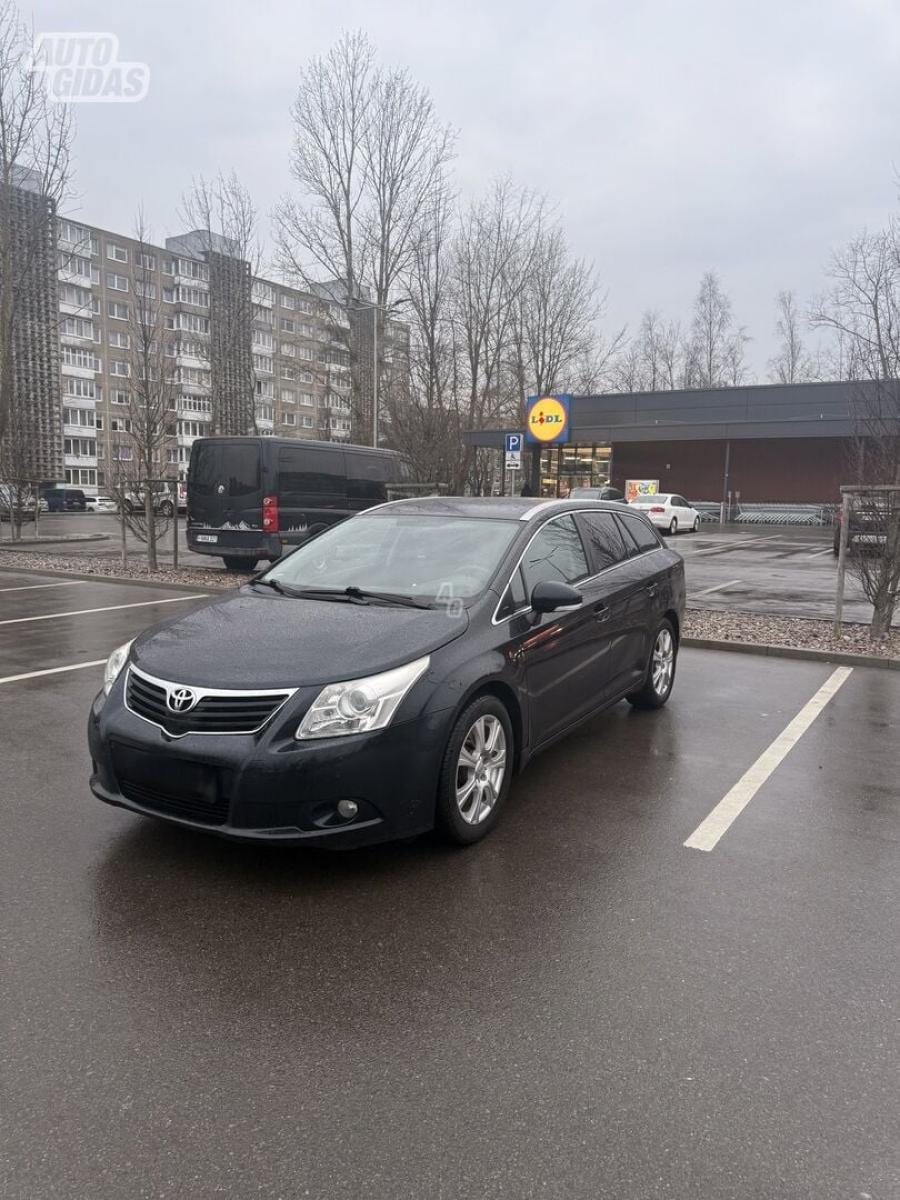 Toyota Avensis 2011 Klaipėda, ar dzinēja tilpumu 2.20 L un nobraukumu 292 tūkst. km par 2800 €, foto 3 vietnē AUTOMOTO.COM.LV