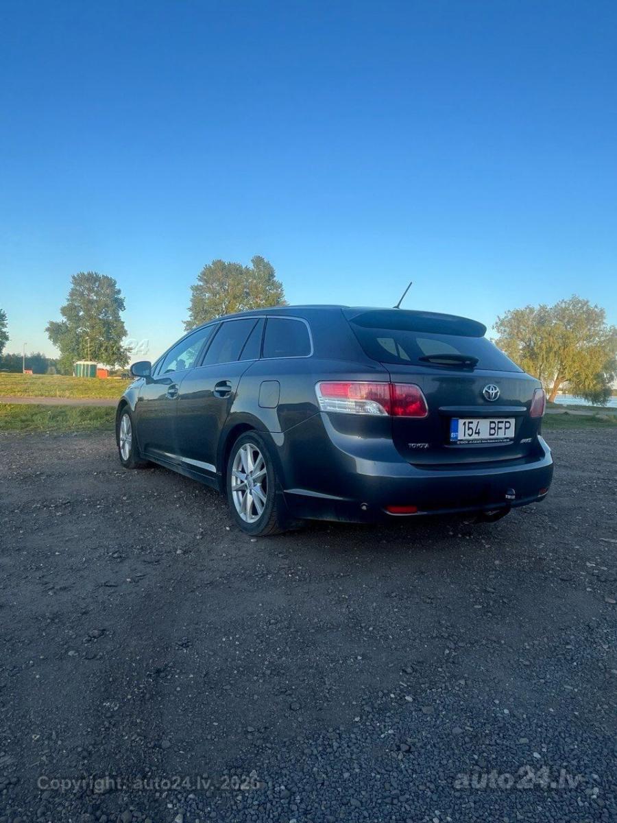 Toyota Avensis 2011 Tallina, ar dzinēja tilpumu 1.80 L un nobraukumu 200 tūkst. km par 6000 €, foto 1 vietnē AUTOMOTO.COM.LV
