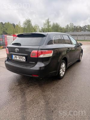 Toyota Avensis 2011 in Riga, with an engine capacity of 2.00 L and mileage of 360 thousand km for 4900 €, photo 5 on AUTOMOTO.COM.LV