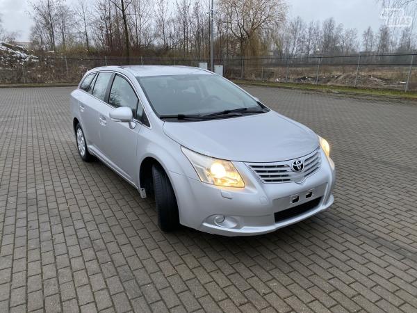 Toyota Avensis 2011 Marijampole, ar dzinēja tilpumu 1.60 L un nobraukumu 273 tūkst. km par 4200 €, foto 2 vietnē AUTOMOTO.COM.LV