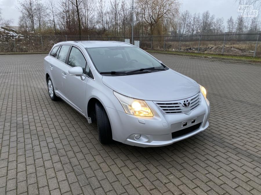 Toyota Avensis 2011 Marijampole, ar dzinēja tilpumu 1.60 L un nobraukumu 273 tūkst. km par 4200 €, foto 3 vietnē AUTOMOTO.COM.LV