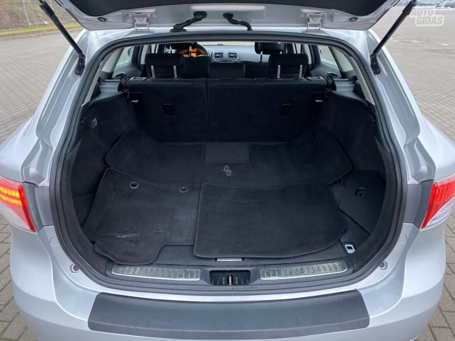 Toyota Avensis 2011 Marijampole, ar dzinēja tilpumu 1.60 L un nobraukumu 273 tūkst. km par 4200 €, foto 19 vietnē AUTOMOTO.COM.LV