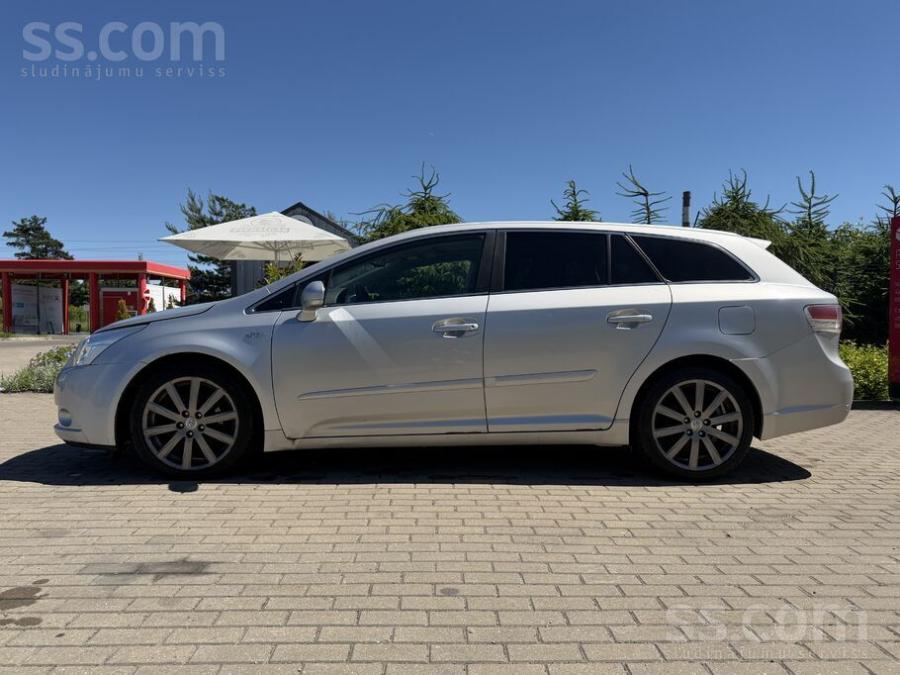 Тойота Авенсис 2011 в Рига, объемом двигателя 2.20 л и пробегом 260 тыс. км за 4900 €, фото 5 на AUTOMOTO.COM.LV