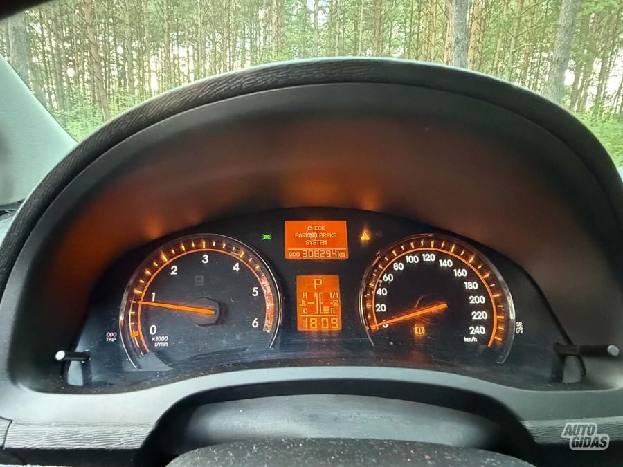 Toyota Avensis 2011 Viļņa, ar dzinēja tilpumu 2.20 L un nobraukumu 308 tūkst. km par 3400 €, foto 6 vietnē AUTOMOTO.COM.LV