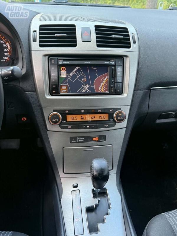 Toyota Avensis 2011 in Vilnius, with an engine capacity of 2.20 L and mileage of 308 thousand km for 3400 €, photo 6 on AUTOMOTO.COM.LV