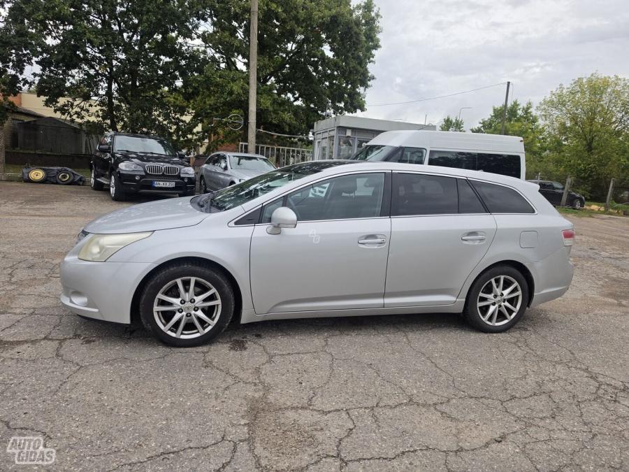 Toyota Avensis 2011 Viļņa, ar dzinēja tilpumu 2.00 L un nobraukumu 367 tūkst. km par 3650 €, foto 6 vietnē AUTOMOTO.COM.LV