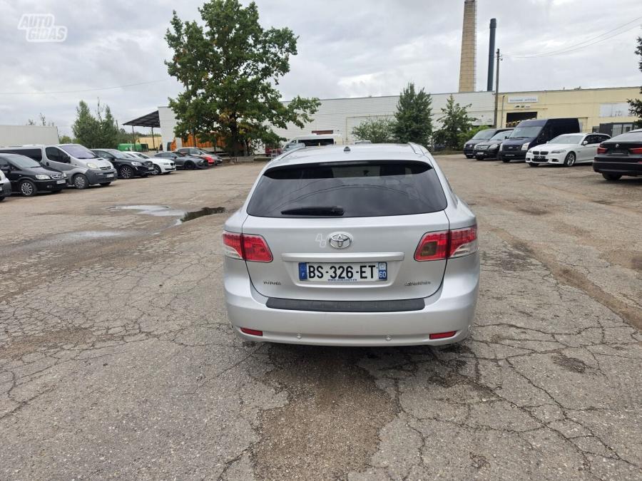 Toyota Avensis 2011 Viļņa, ar dzinēja tilpumu 2.00 L un nobraukumu 367 tūkst. km par 3650 €, foto 9 vietnē AUTOMOTO.COM.LV