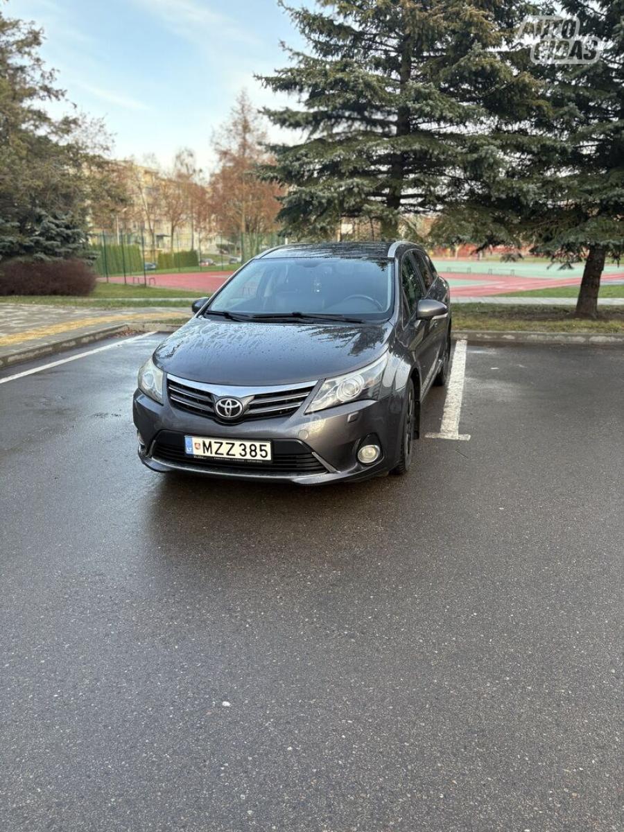 Toyota Avensis 2012 Alīta, ar dzinēja tilpumu 2.00 L un nobraukumu 291 tūkst. km par 5350 €, foto 2 vietnē AUTOMOTO.COM.LV