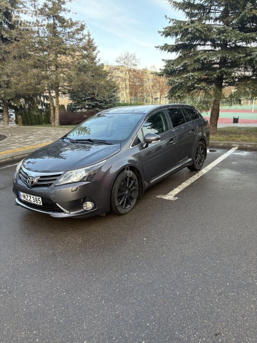 Toyota Avensis 2012 Alīta, ar dzinēja tilpumu 2.00 L un nobraukumu 291 tūkst. km par 5350 €, foto 4 vietnē AUTOMOTO.COM.LV