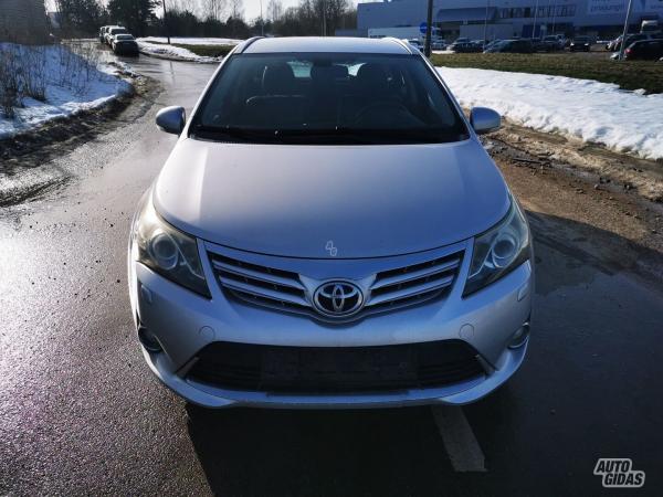 Toyota Avensis 2012 Ukmergė, ar dzinēja tilpumu 2.00 L un nobraukumu 380 tūkst. km par 2650 €, foto 3 vietnē AUTOMOTO.COM.LV