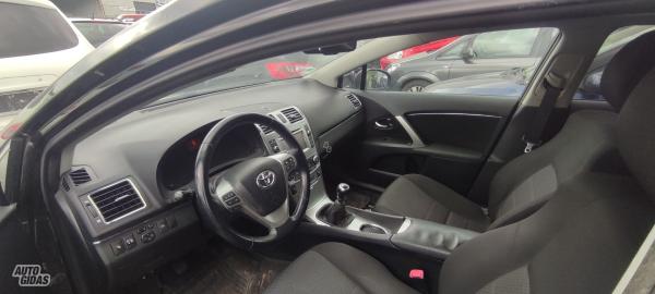 Toyota Avensis 2012 in Utena, with an engine capacity of 2.20 L and mileage of 2390 thousand km for 4800 €, photo 6 on AUTOMOTO.COM.LV