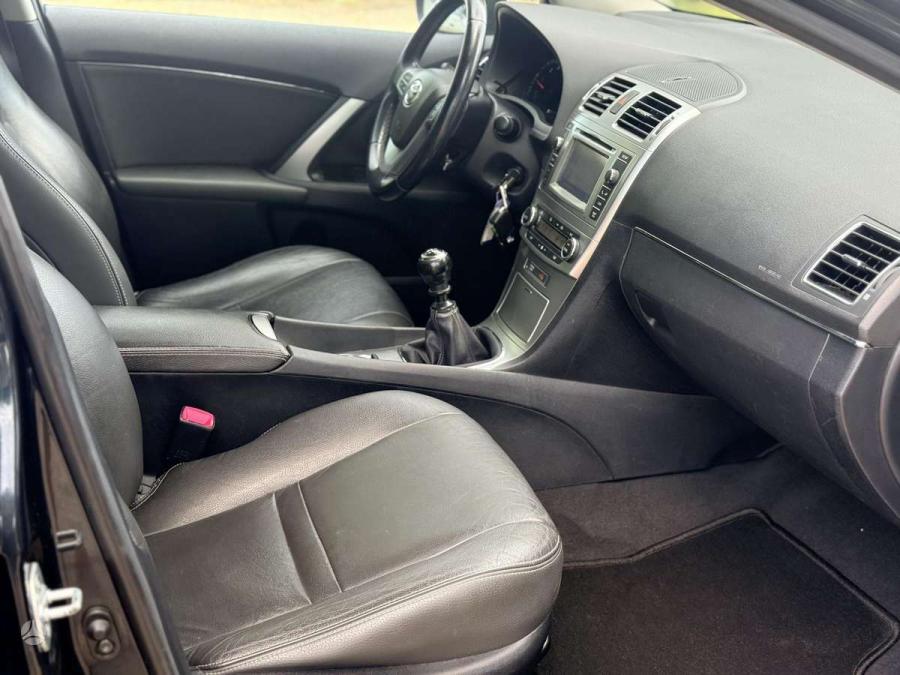 Toyota Avensis 2012 Ukmergė, ar dzinēja tilpumu 2.00 L un nobraukumu 170 tūkst. km par 5950 €, foto 11 vietnē AUTOMOTO.COM.LV