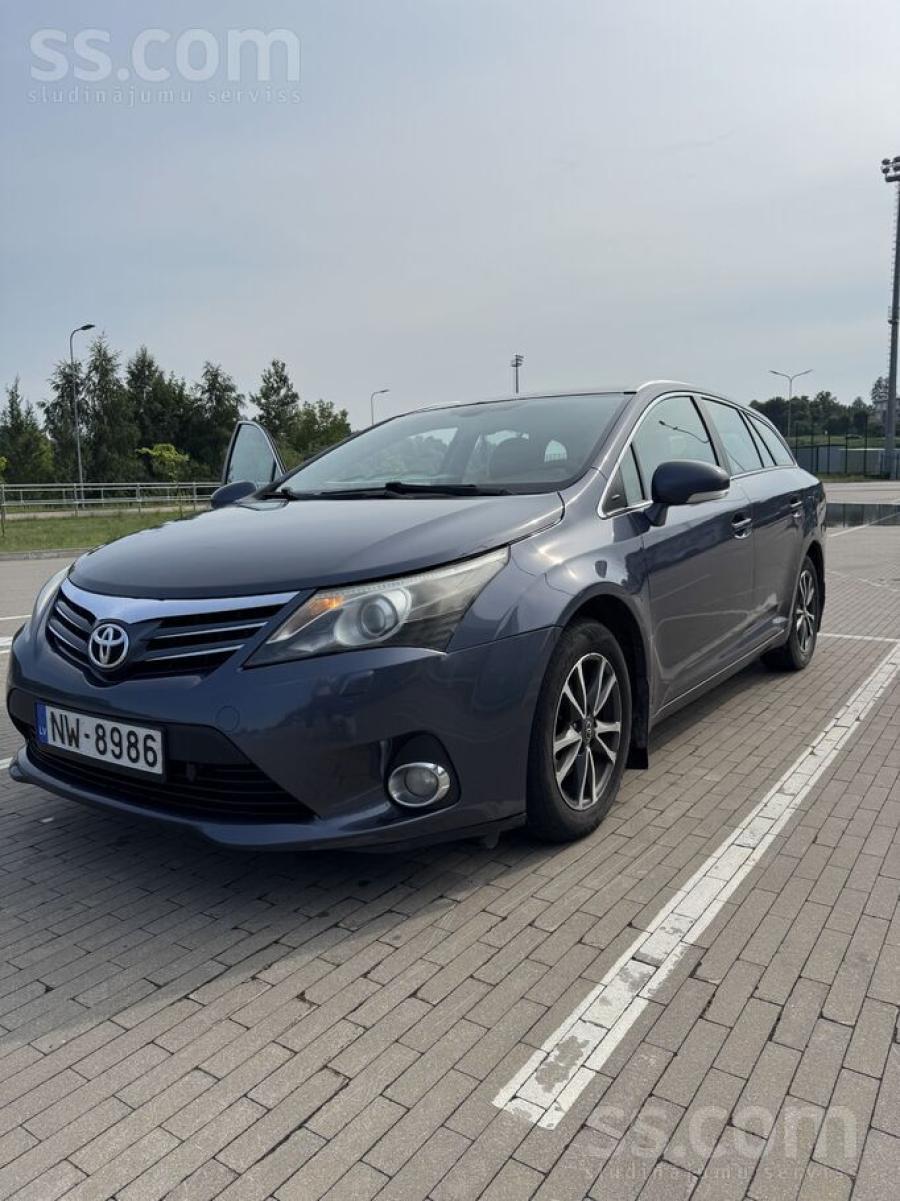 Toyota Avensis 2012 in Rezekne, with an engine capacity of 2.00 L and mileage of 370 thousand km for 3350 €, photo 1 on AUTOMOTO.COM.LV