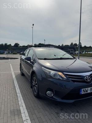 Toyota Avensis 2012 in Rezekne, with an engine capacity of 2.00 L and mileage of 370 thousand km for 3350 €, photo 3 on AUTOMOTO.COM.LV