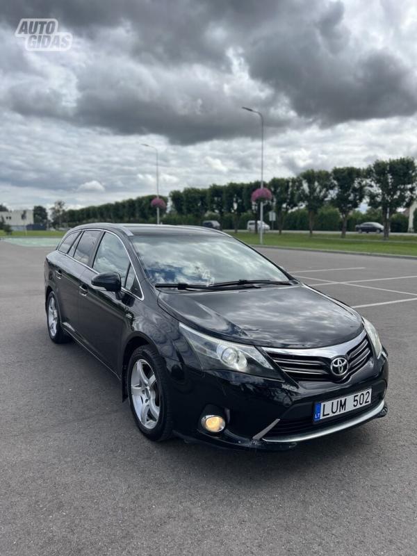 Toyota Avensis 2012 in Kaunas, with an engine capacity of 2.20 L and mileage of 309 thousand km for 4900 €, photo 2 on AUTOMOTO.COM.LV