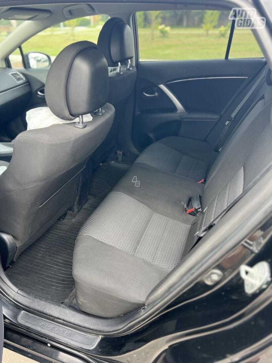 Toyota Avensis 2012 Kauņa, ar dzinēja tilpumu 2.20 L un nobraukumu 309 tūkst. km par 4900 €, foto 6 vietnē AUTOMOTO.COM.LV