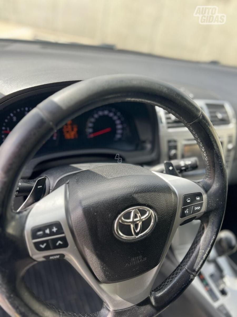 Toyota Avensis 2012 Kauņa, ar dzinēja tilpumu 2.20 L un nobraukumu 309 tūkst. km par 4900 €, foto 12 vietnē AUTOMOTO.COM.LV