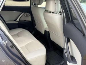 Toyota Avensis 2012 in Ukmerge, with an engine capacity of 2.00 L and mileage of 210 thousand km for 5950 €, photo 16 on AUTOMOTO.COM.LV