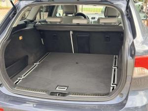 Toyota Avensis 2012 in Ukmerge, with an engine capacity of 2.00 L and mileage of 210 thousand km for 5950 €, photo 17 on AUTOMOTO.COM.LV