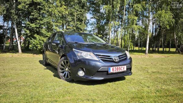 Тойота Авенсис 2012 в Вильнюс на AUTOMOTO.COM.LV Тойота Авенсис 2012 в Вильнюс, объемом двигателя 2.20 л и пробегом 323 тыс. км за 4200 €, фото 3 на AUTOMOTO.COM.LV