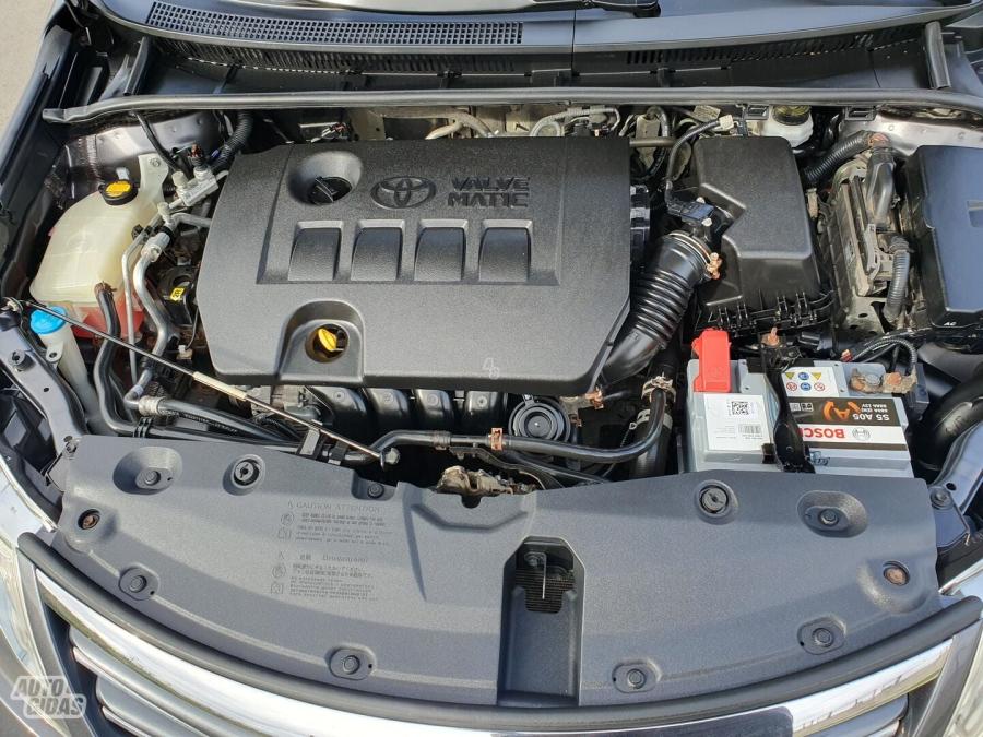 Toyota Avensis 2012 in Siauliai, with an engine capacity of 1.80 L and mileage of 203 thousand km for 5200 €, photo 20 on AUTOMOTO.COM.LV