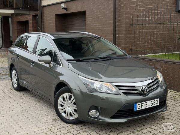 Тойота Авенсис 2012 в Алитус на AUTOMOTO.COM.LV Тойота Авенсис 2012 в Алитус, объемом двигателя 2.00 л и пробегом 300 тыс. км за 4350 €, фото 1 на AUTOMOTO.COM.LV