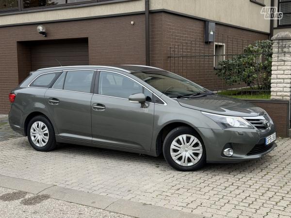 Тойота Авенсис 2012 в Алитус на AUTOMOTO.COM.LV Тойота Авенсис 2012 в Алитус, объемом двигателя 2.00 л и пробегом 300 тыс. км за 4350 €, фото 4 на AUTOMOTO.COM.LV