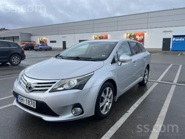 Toyota Avensis 2013 in Riga, with an engine capacity of 2.20 L and mileage of 189 thousand km for 5550 €, photo 1 on AUTOMOTO.COM.LV
