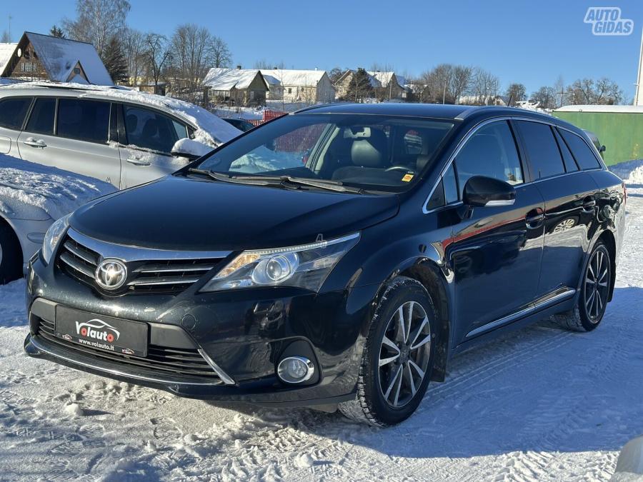 Toyota Avensis 2013 in Pabrade, with an engine capacity of 2.00 L and mileage of 259 thousand km for 6499 €, photo 1 on AUTOMOTO.COM.LV