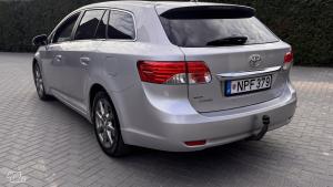 Toyota Avensis 2013 in Jurbarkas, with an engine capacity of 2.00 L and mileage of 210 thousand km for 4200 €, photo 7 on AUTOMOTO.COM.LV