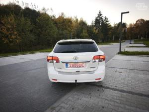 Toyota Avensis 2013 in Jurbarkas, with an engine capacity of 2.00 L and mileage of 322 thousand km for 3750 €, photo 7 on AUTOMOTO.COM.LV