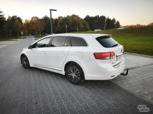 Toyota Avensis 2013 in Jurbarkas, with an engine capacity of 2.00 L and mileage of 322 thousand km for 3750 €, photo 8 on AUTOMOTO.COM.LV