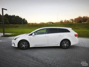 Toyota Avensis 2013 in Jurbarkas, with an engine capacity of 2.00 L and mileage of 322 thousand km for 3750 €, photo 9 on AUTOMOTO.COM.LV