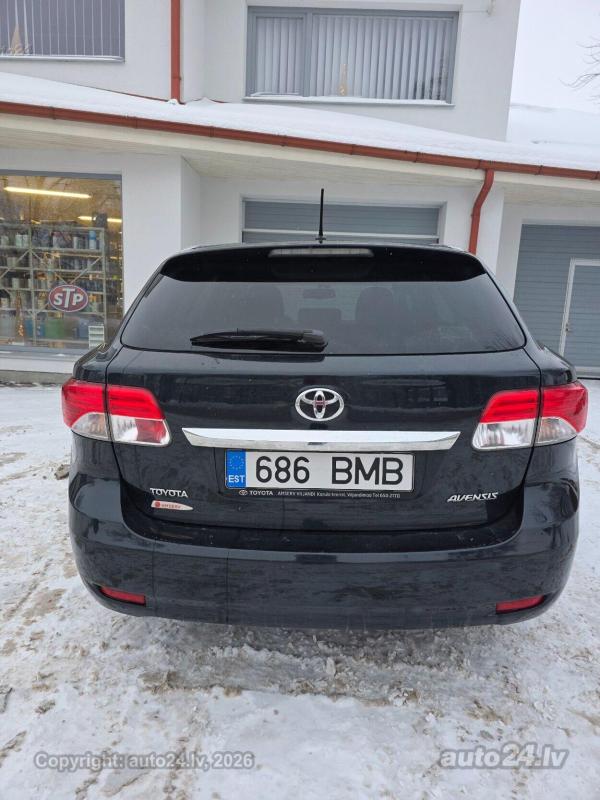 Toyota Avensis 2014 Rakvere, ar dzinēja tilpumu 1.80 L un nobraukumu 167 tūkst. km par 8000 €, foto 4 vietnē AUTOMOTO.COM.LV