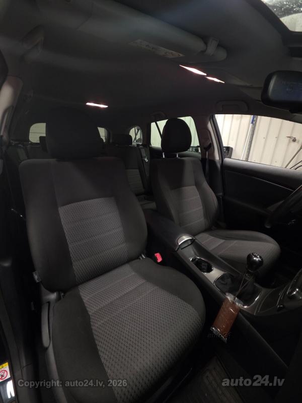 Toyota Avensis 2014 Rakvere, ar dzinēja tilpumu 1.80 L un nobraukumu 167 tūkst. km par 8000 €, foto 11 vietnē AUTOMOTO.COM.LV