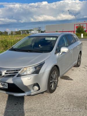 Toyota Avensis 2014 Tallina, ar dzinēja tilpumu 2.20 L un nobraukumu 329 tūkst. km par 6600 €, foto 10 vietnē AUTOMOTO.COM.LV
