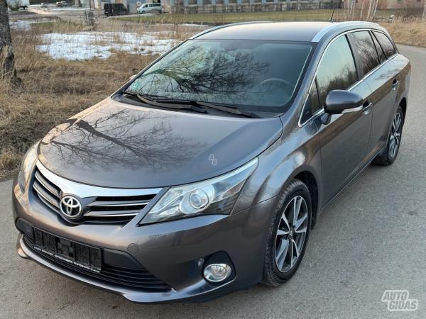 Toyota Avensis 2014 Šauļi, ar dzinēja tilpumu 2.00 L un nobraukumu 267 tūkst. km par 5650 €, foto 1 vietnē AUTOMOTO.COM.LV