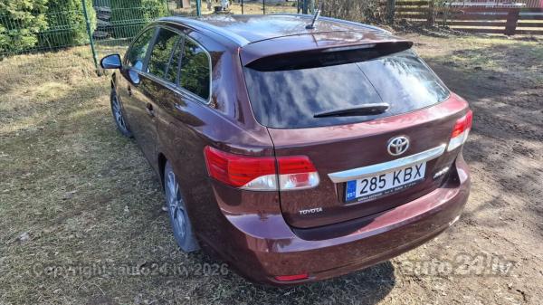 Toyota Avensis 2014 in Narva, with an engine capacity of 2.00 L and mileage of 239 thousand km for 7500 €, photo 3 on AUTOMOTO.COM.LV