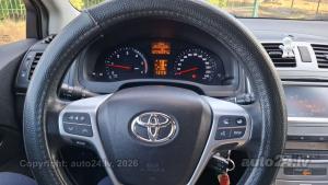 Toyota Avensis 2014 in Narva, with an engine capacity of 2.00 L and mileage of 239 thousand km for 7500 €, photo 10 on AUTOMOTO.COM.LV