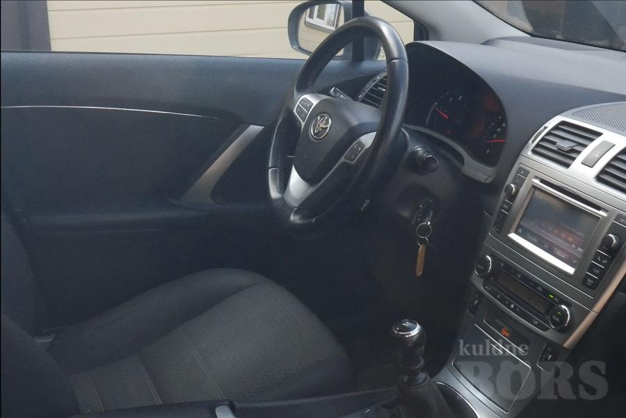 Toyota Avensis 2014 Viljandi, ar dzinēja tilpumu 2.00 L un nobraukumu 195 tūkst. km par 7900 €, foto 13 vietnē AUTOMOTO.COM.LV